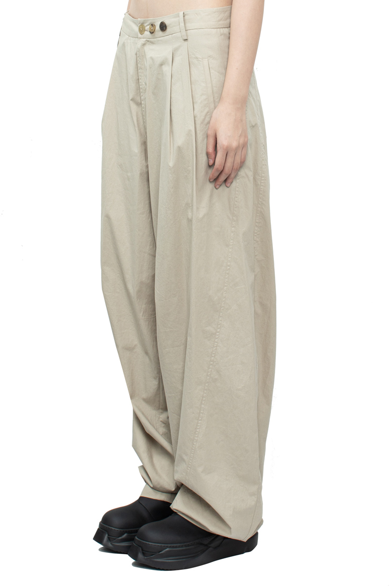 HYEIN SEO | CHAINED WIDE PANTS BEIGE | L'ARMOIRE HYEIN SEO | CHAINED WIDE PANTS BEIGE | L'ARMOIRE